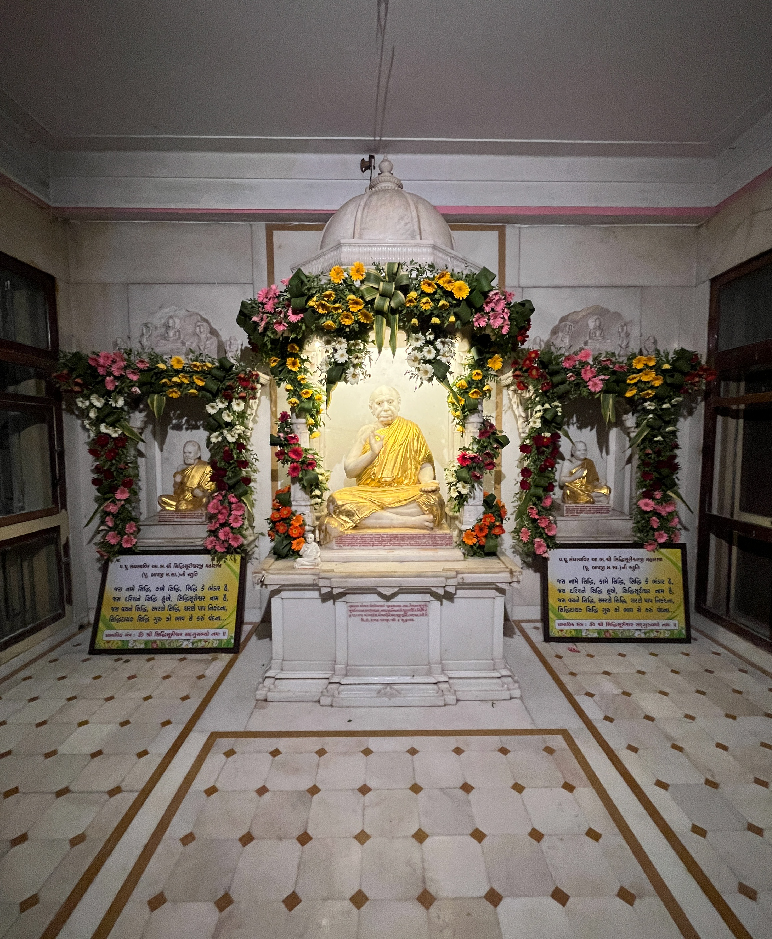 Pujya Bapji Maharaj Saheb - Acharya Shree Siddhisurishwarji M.S.